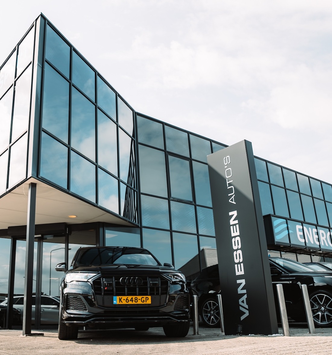 Maak kennis met Van Essen Auto's in Nunspeet